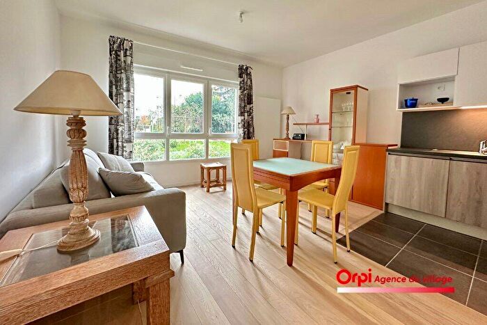 Appartement à louer - Les Joncs Marins-Croix dEau, Le Perreux-sur-Marne - 1 pièce