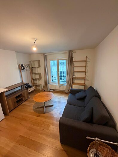 Appartement à louer - Paris e  - 1 pièce
