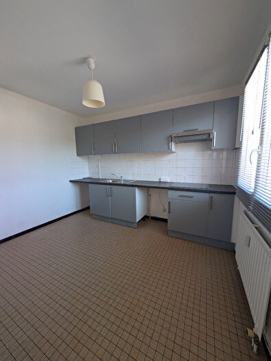 Appartement 4 pièces à Dijon, Les Péjoces, à louer