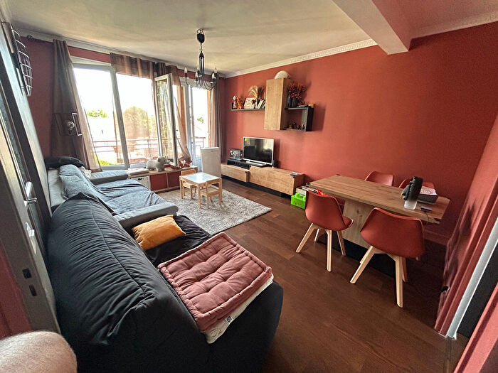Le Perreux-sur-Marne, Centre-ville, Quais d'Argonne : Appartement 3 pièces à louer