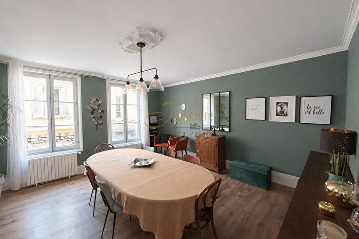 Maison à vendre - Bourges, Centre-ville, Charlet, Lahitolle, Pignoux, Sembat - 7 pièces - 4 chambres