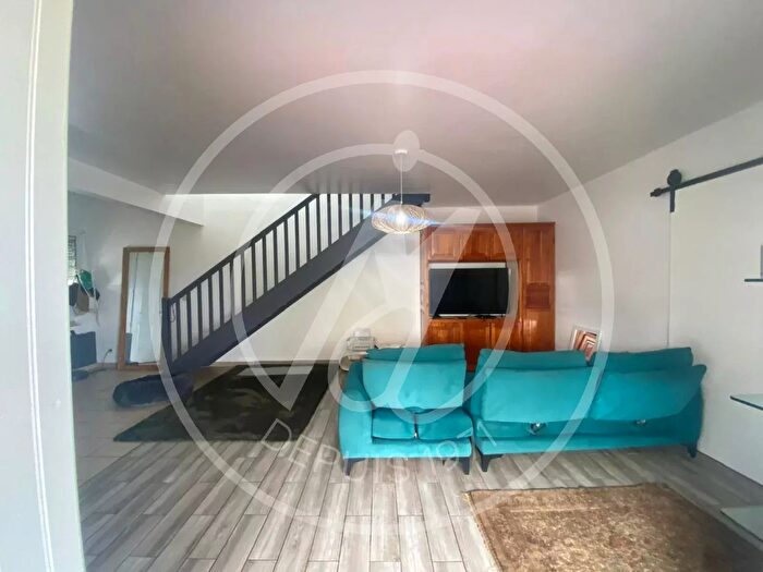 Baie-Mahault : Maison 4 pièces à louer