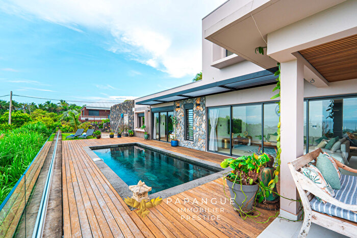 Maison à vendre - Saint-Joseph - 5 pièces - 3 chambres