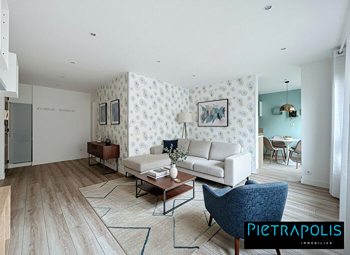 Appartement à vendre - Oullins, Glacière, Montmein - 5 pièces - 4 chambres