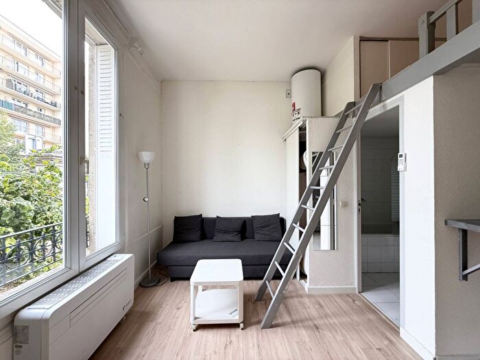 Appartement à louer - Reims - 1 pièce