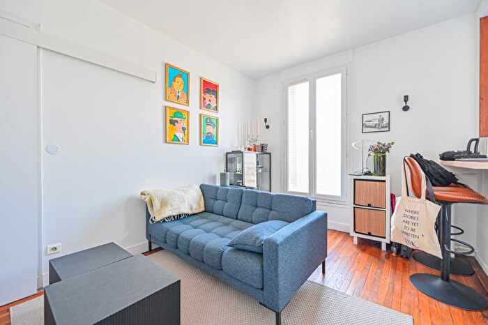 Appartement à louer - Clichy, République, Victor Hugo - 2 pièces - 1 chambre