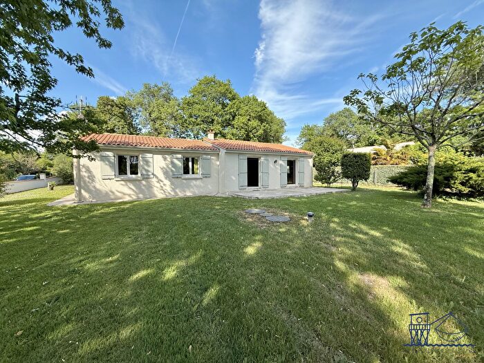 Maison 5 pièces à vendre - Clam