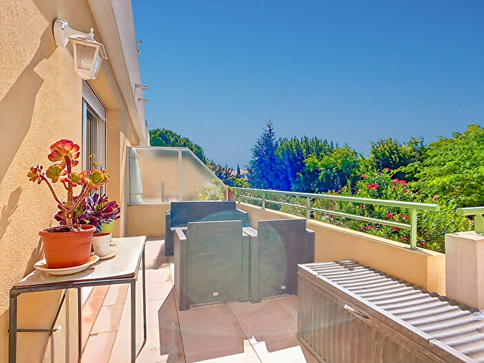 Appartement à vendre - Marseille e , Château-Gombert - 2 pièces - 1 chambre