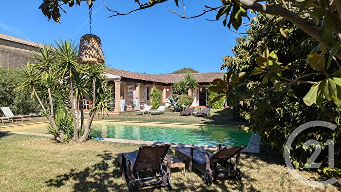 Maison 8 pièces à vendre - Aimargues