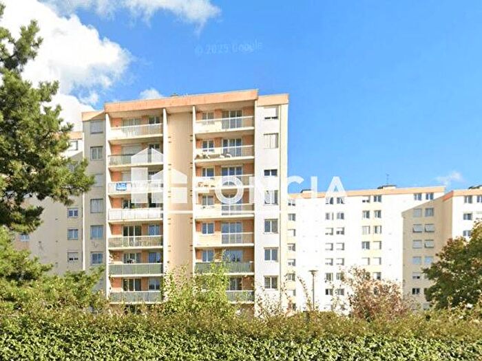 Appartement à louer - Domaine du Chateau, Chilly-Mazarin - 2 pièces - 1 chambre