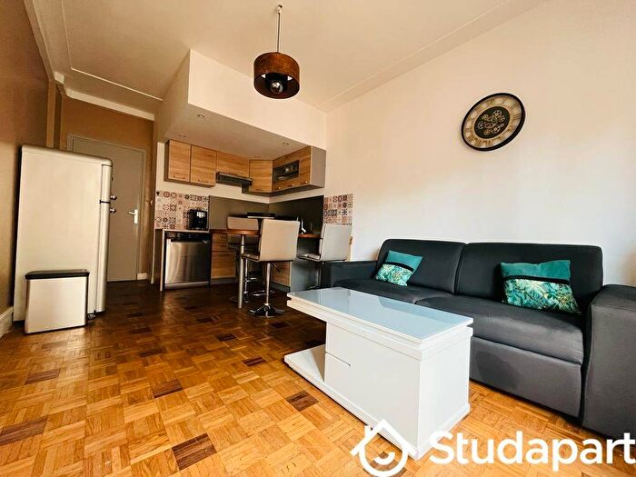 Appartement à louer - Trachel, Nice - 1 pièce - 1 chambre