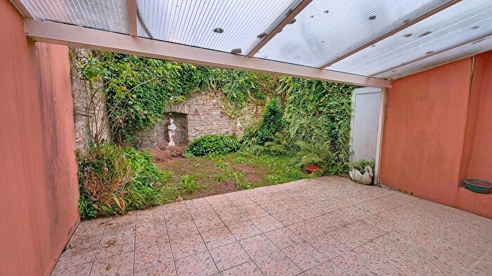 Maison à vendre - Coray - 7 pièces - 3 chambres