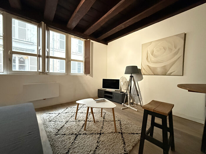 Appartement 1 pièce à louer - Orléans, Cathédrale, Jeanne dArc