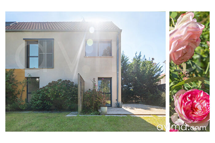 Maison à vendre - Feucherolles - 5 pièces - 3 chambres