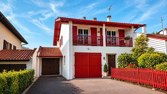 Appartement 4 pièces à vendre à Saint-Jean-de-Luz, Ichaca, Urquijo, Habas, Fargeot, Errepira