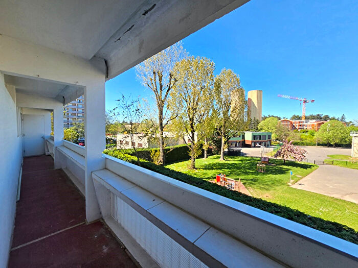 Appartement à vendre - Rillieux-la-Pape - 4 pièces - 3 chambres