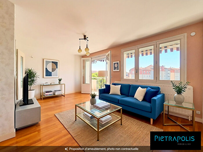 Appartement 4 pièces à vendre - Décines-Charpieu