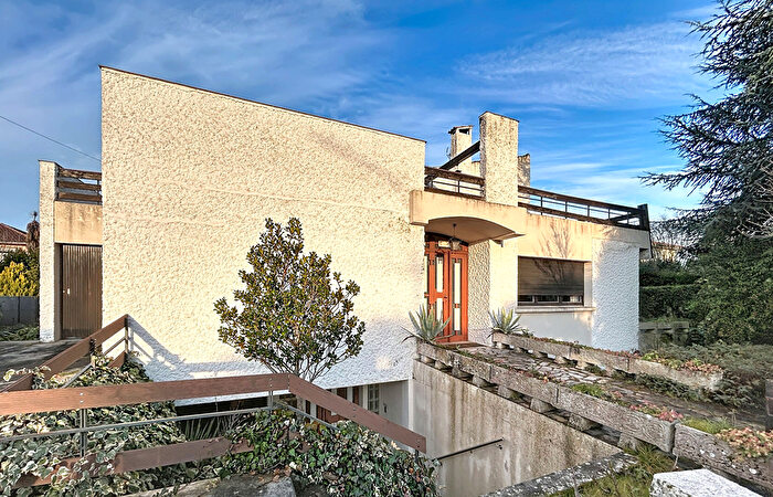 Maison à vendre - Castelsarrasin, Saint-Louis - 15 pièces - 5 chambres