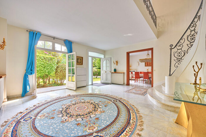 Maison à vendre - Le Vésinet, Charmettes, Merlettes - 14 pièces - 8 chambres