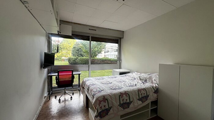 Appartement à vendre - Le Chesnay, Pré-Vert - 1 pièce