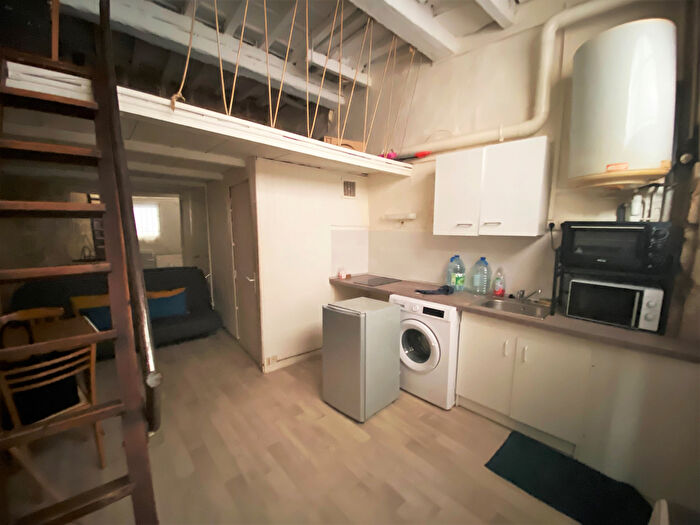 Appartement à louer - Montpellier, Centre historique - 1 pièce