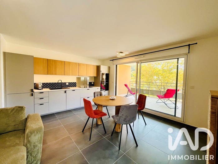 Pont de Béraud, Aix-en-Provence - Appartement 2 pièces à louer