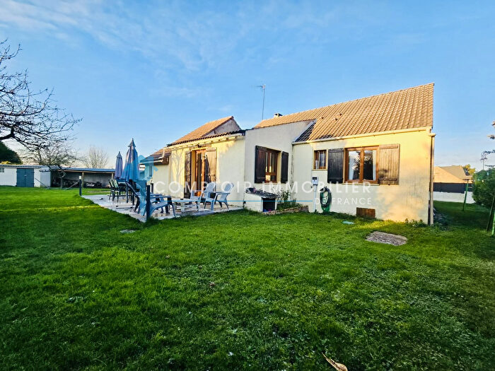 Maison à vendre - Auneau - 4 pièces - 4 chambres