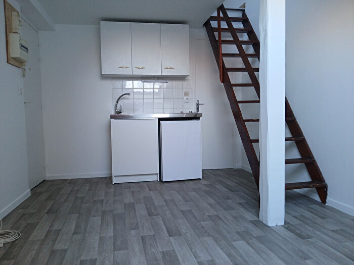 Appartement 2 pièces à louer - Reims, Clairmarais, Charles Arnould