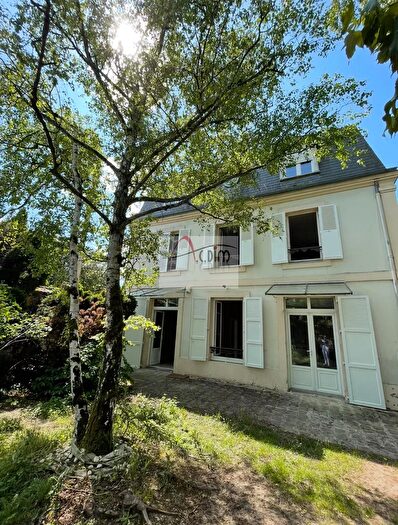 Maison à vendre - Dammarie-les-Lys, Petit Dammarie, Croix Saint-Jacques - 7 pièces - 5 chambres