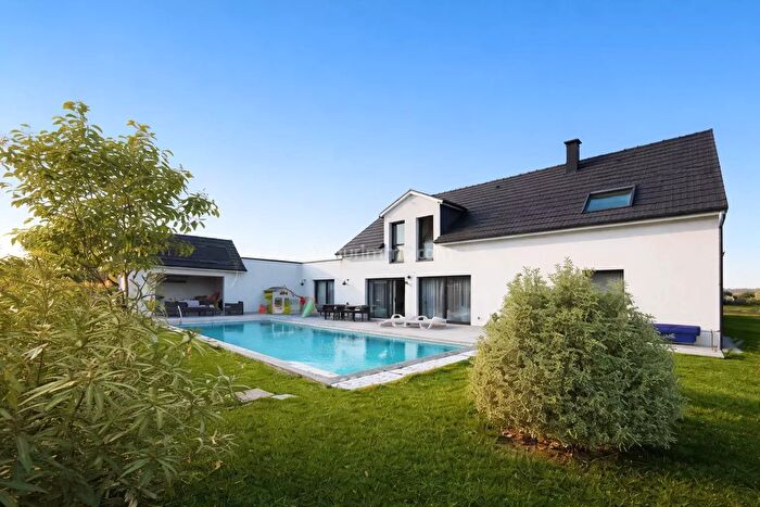 Maison à vendre - Pontacq - 5 pièces - 5 chambres