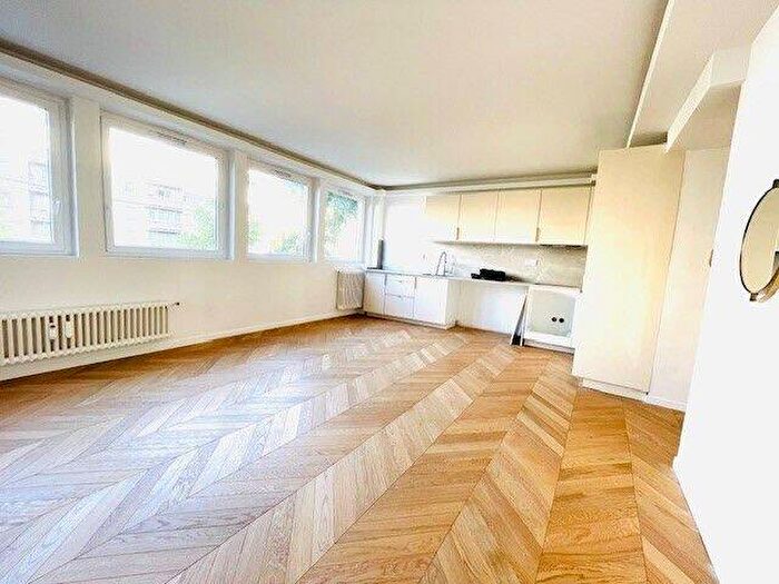 Appartement à louer - Olympiades-Choisy, Paris ème arrondissement - 3 pièces - 2 chambres