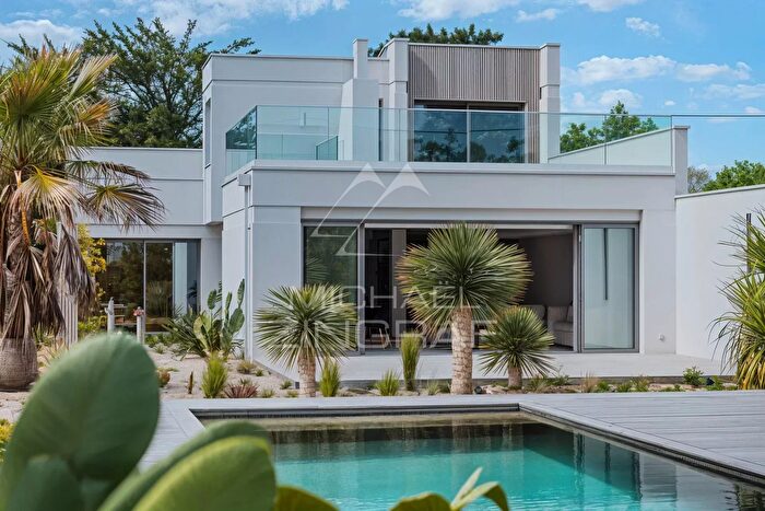 Maison à vendre - Gujan-Mestras, La Hume, Plage - 7 pièces - 5 chambres