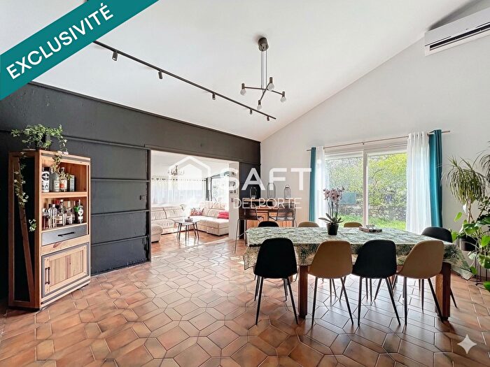 Maison à vendre - Saint-Médard-en-Jalles, Caupian, Cérillan, Hastignan, Issac - 4 pièces - 3 chambres