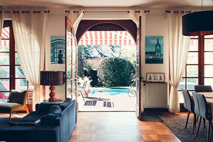 Maison à vendre - Billère, Marnières - 7 pièces - 5 chambres