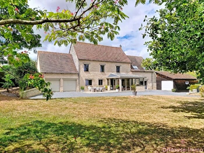 Bons-Tassilly : Maison 7 pièces à vendre