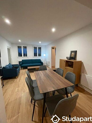 Appartement à louer - Faourette, Toulouse - 5 pièces - 4 chambres