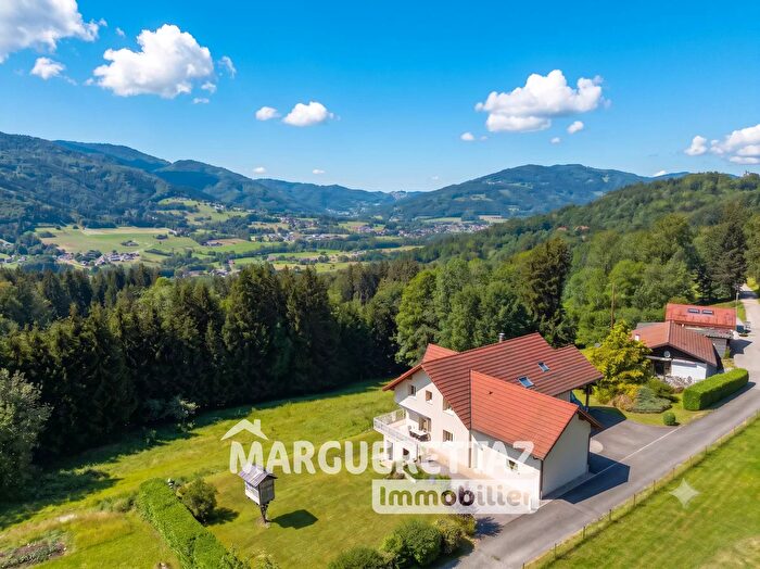 Maison 9 pièces à Viuz-en-Sallaz, à vendre