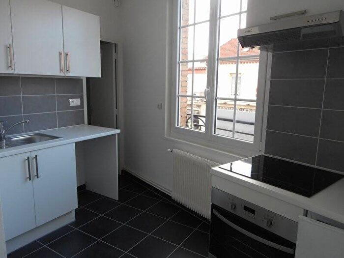 Appartement à louer - Laon Zola-Neufchâtel-Orgeval, Reims - 2 pièces - 1 chambre