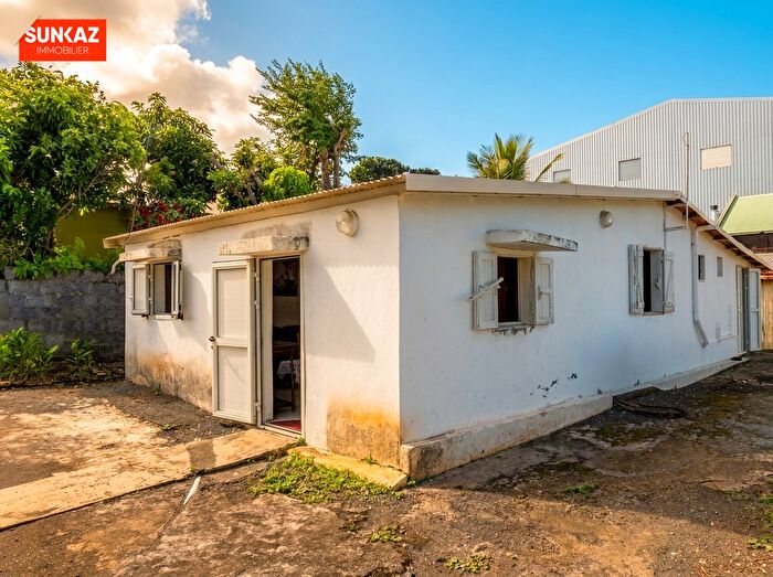 Saint-Pierre : Maison 3 pièces à vendre