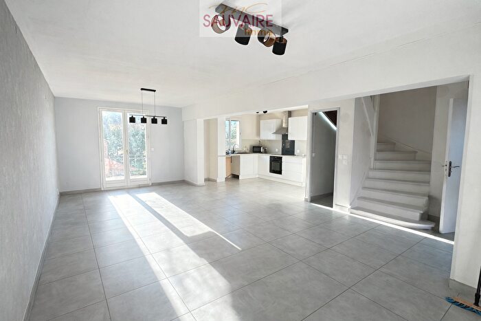 Maison à vendre - Saint-Laurent-de-la-Salanque - 5 pièces - 4 chambres