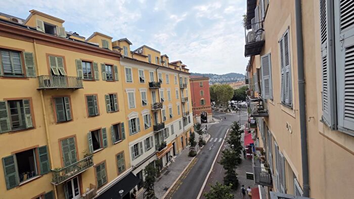 Appartement à vendre - Nice, Le Port - 3 pièces - 1 chambre