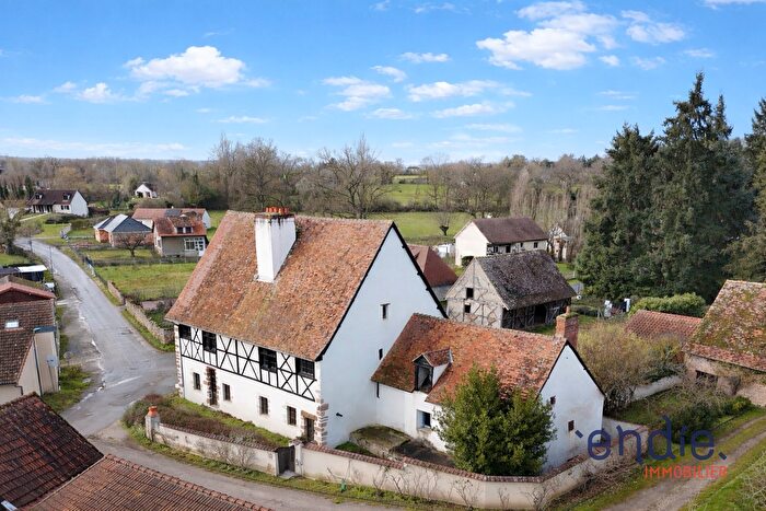 Maison à vendre - Bressolles - 8 pièces - 3 chambres