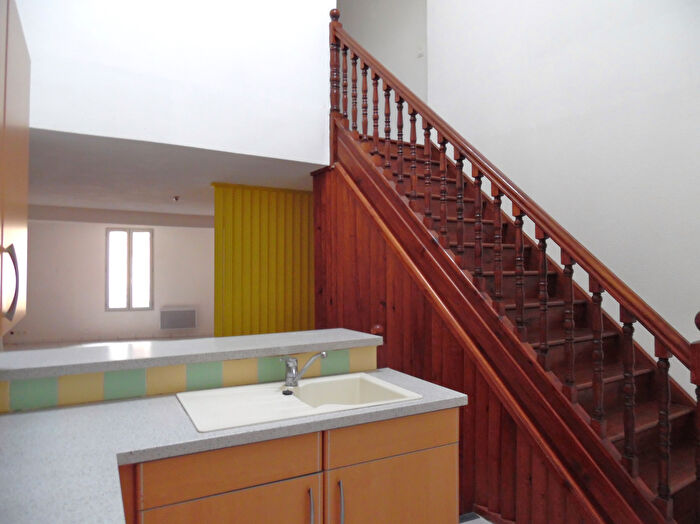 Maison à vendre - Fleury, Fleury - 6 pièces - 3 chambres