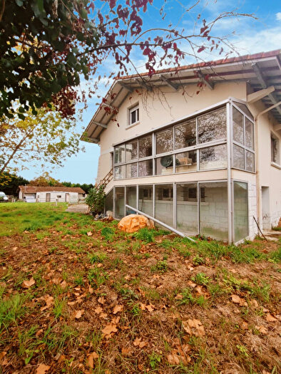 Maison à vendre - Barcelonne-du-Gers - 7 pièces - 5 chambres