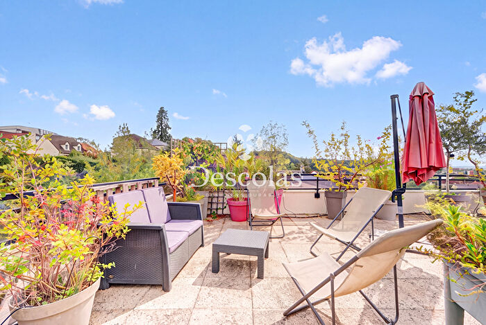 Appartement 6 pièces à vendre - Saint-Cyr-l'École, Hôtel de ville