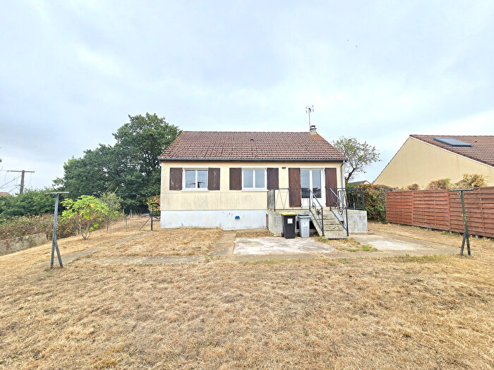 Maison 4 pièces à vendre à Sablé-sur-Sarthe