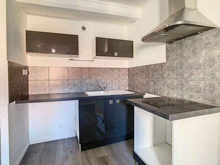 Appartement à louer - Montélimar, Centre-ville - 2 pièces - 1 chambre