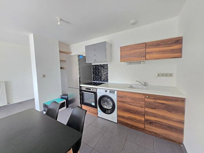 Appartement à louer - La Mulatière - 1 pièce - 3 chambres