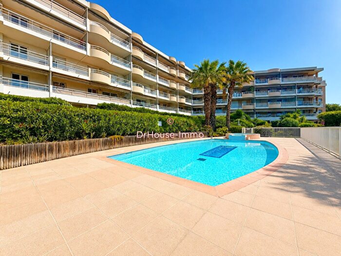 Saint-Laurent-du-Var, Jacquons, Plateaux Fleuris : Appartement 1 pièce à vendre