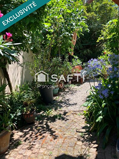 Maison à vendre - Bron, Les Essarts - 5 pièces - 4 chambres